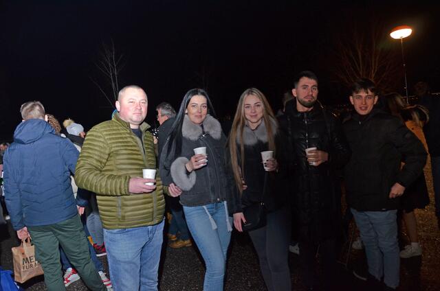 Kinderfeuerwerk FF Michaelnbach: Traditionelles Feuerwerk lockte 2.000 ...