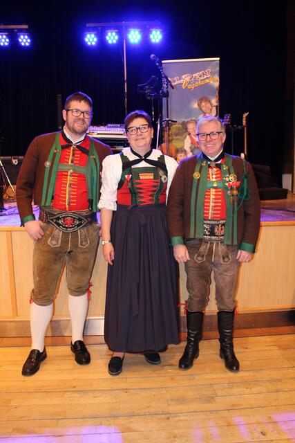 Schützenball Volders: Ball der Senseler Schützenkompanie - Hall-Rum