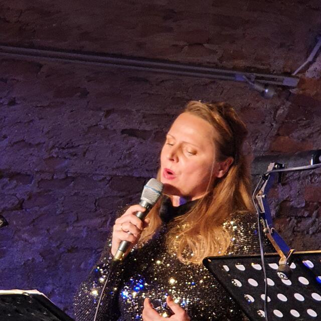 „A Winter Romance Musical-Conzert“: Elisabeth Sikora singt in Staatz ...