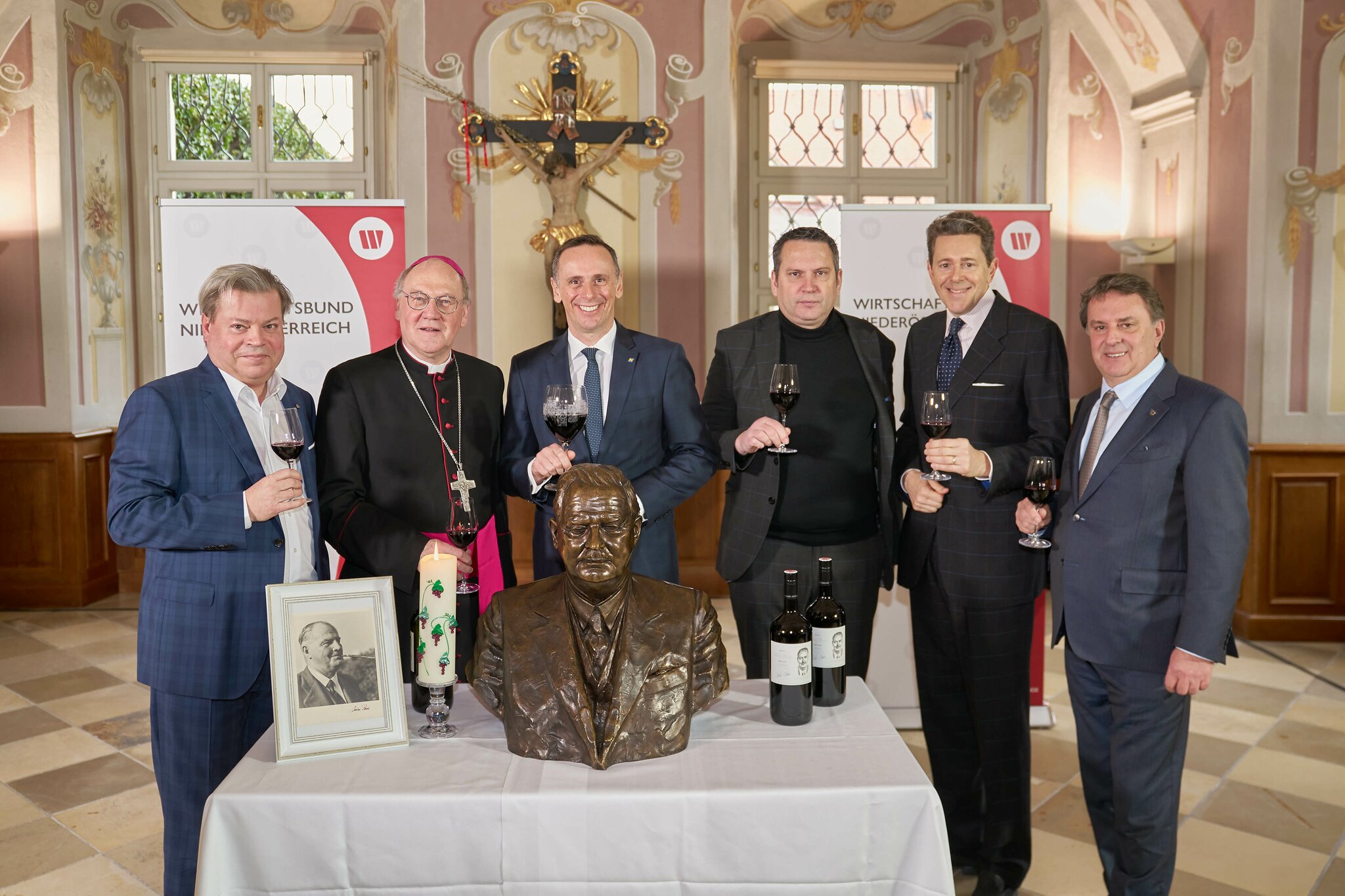 NÖ: NÖ Wirtschaftsbund hob Julius Raab-Jubiläumswein aus der Taufe - Tulln