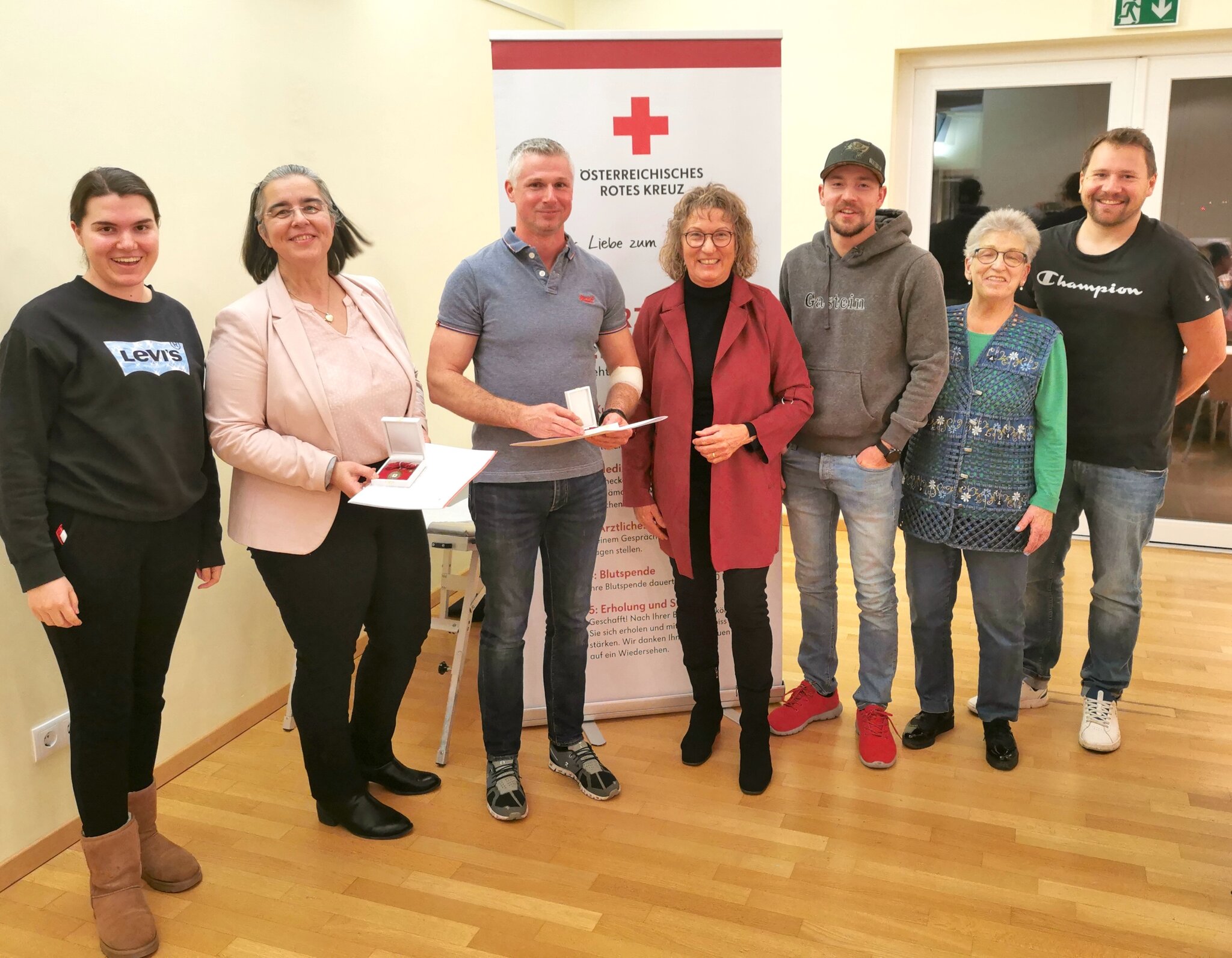 94 Blutspender: Aderlass in Königsbrunn - Korneuburg