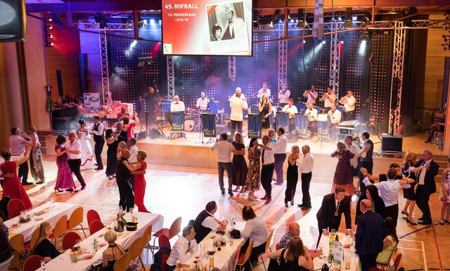 Hofball der FAGITI: We love 80's! -Faschingsgilde Timelkam lädt zum 50 ...