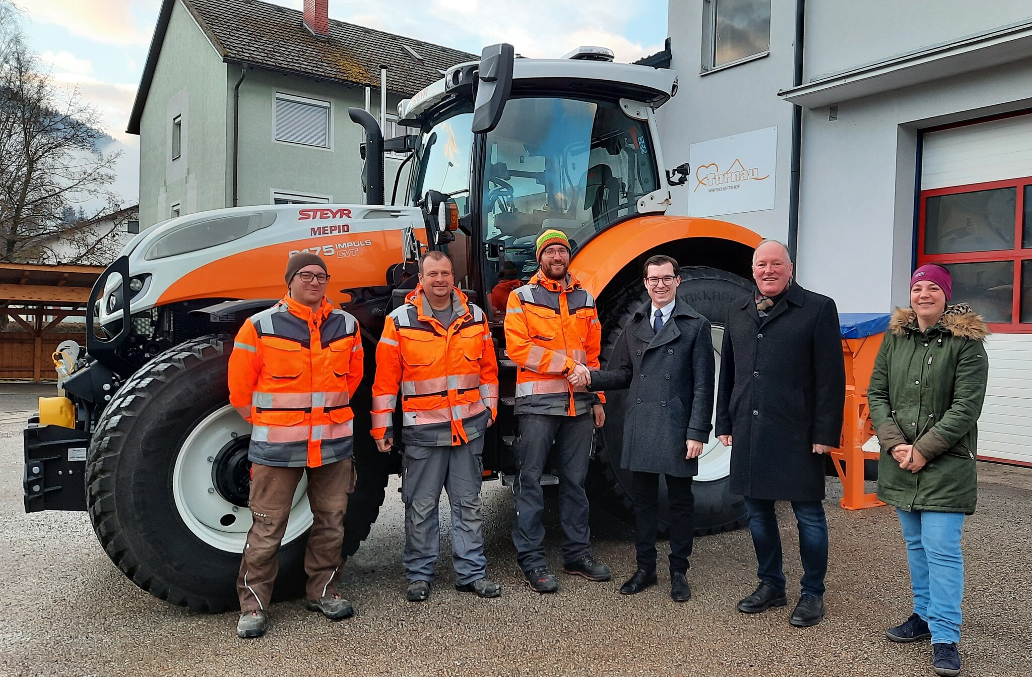 Marktgemeinde Turnau: Neuer Kommunaltraktor für Turnau - Bruck an der Mur