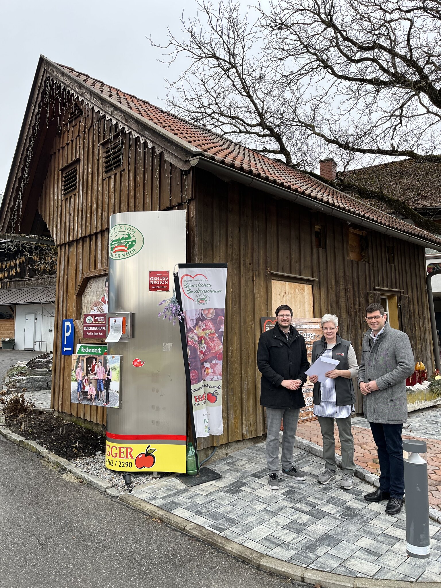 Spittal: Buschenschank Egger eröffnet Selbstbedienungshütte - Spittal