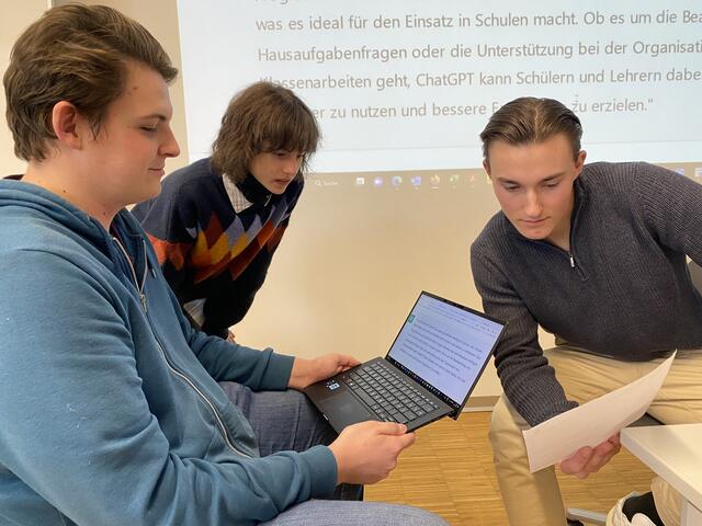Chatbot chatGPT: "Werden Schüler:innen an der HAK/HLW Landeck klüger ...