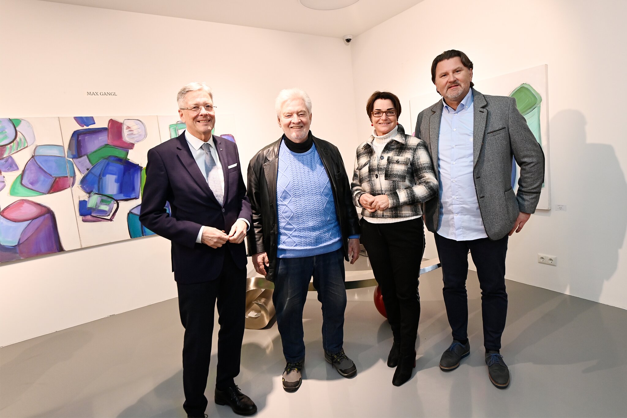 Klagenfurt: Bildergalerie zur aktuellen Vernissage von Max Gangl ...