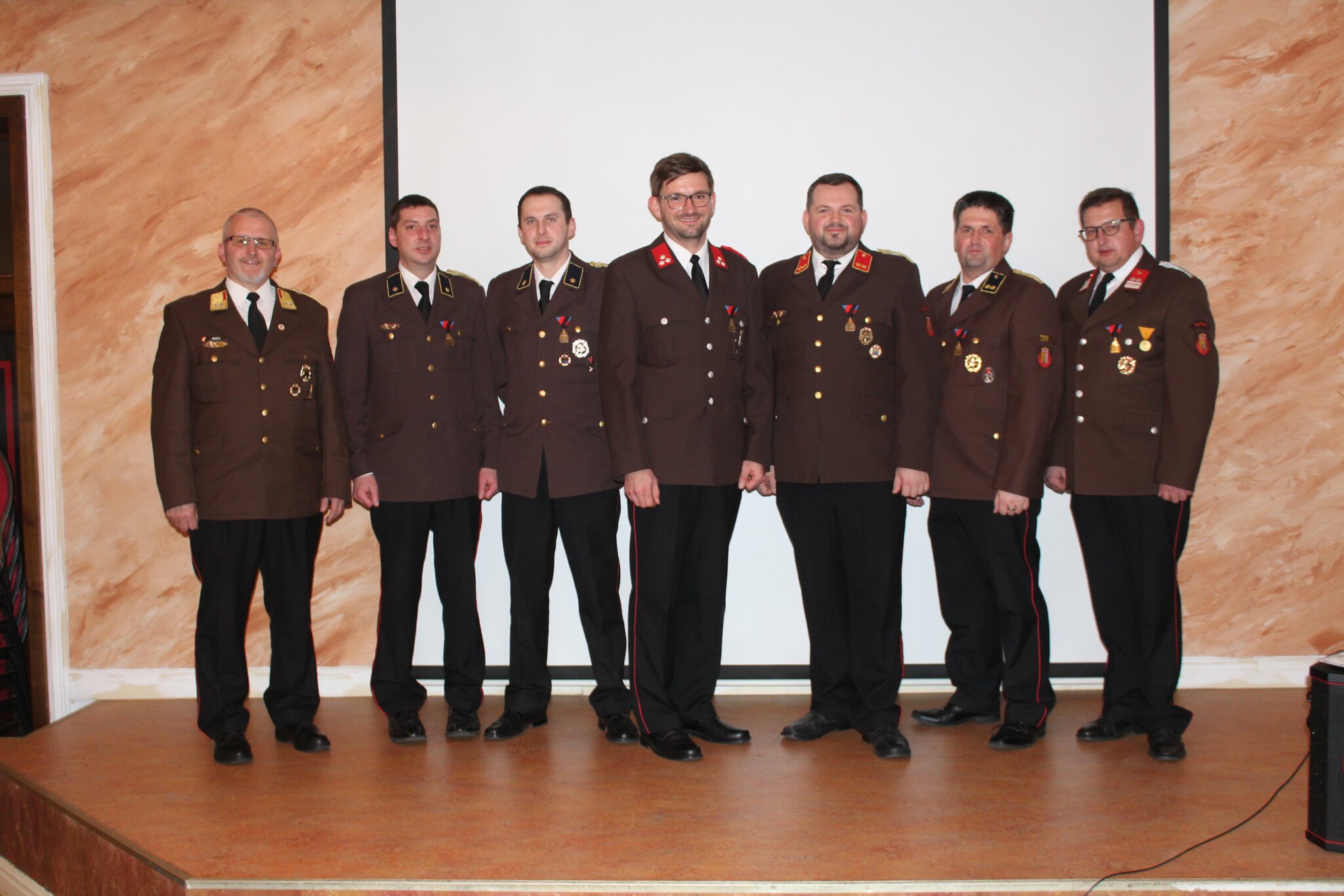 Neuer Kommandant: Josef Riegler übernimmt Kommando der Feuerwehr ...
