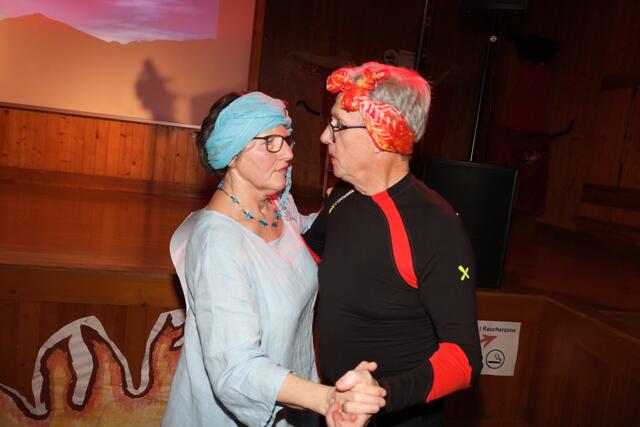 Fasching 2023: Faschingsball der Pfarre Wels St. Josef - Wels & Wels Land
