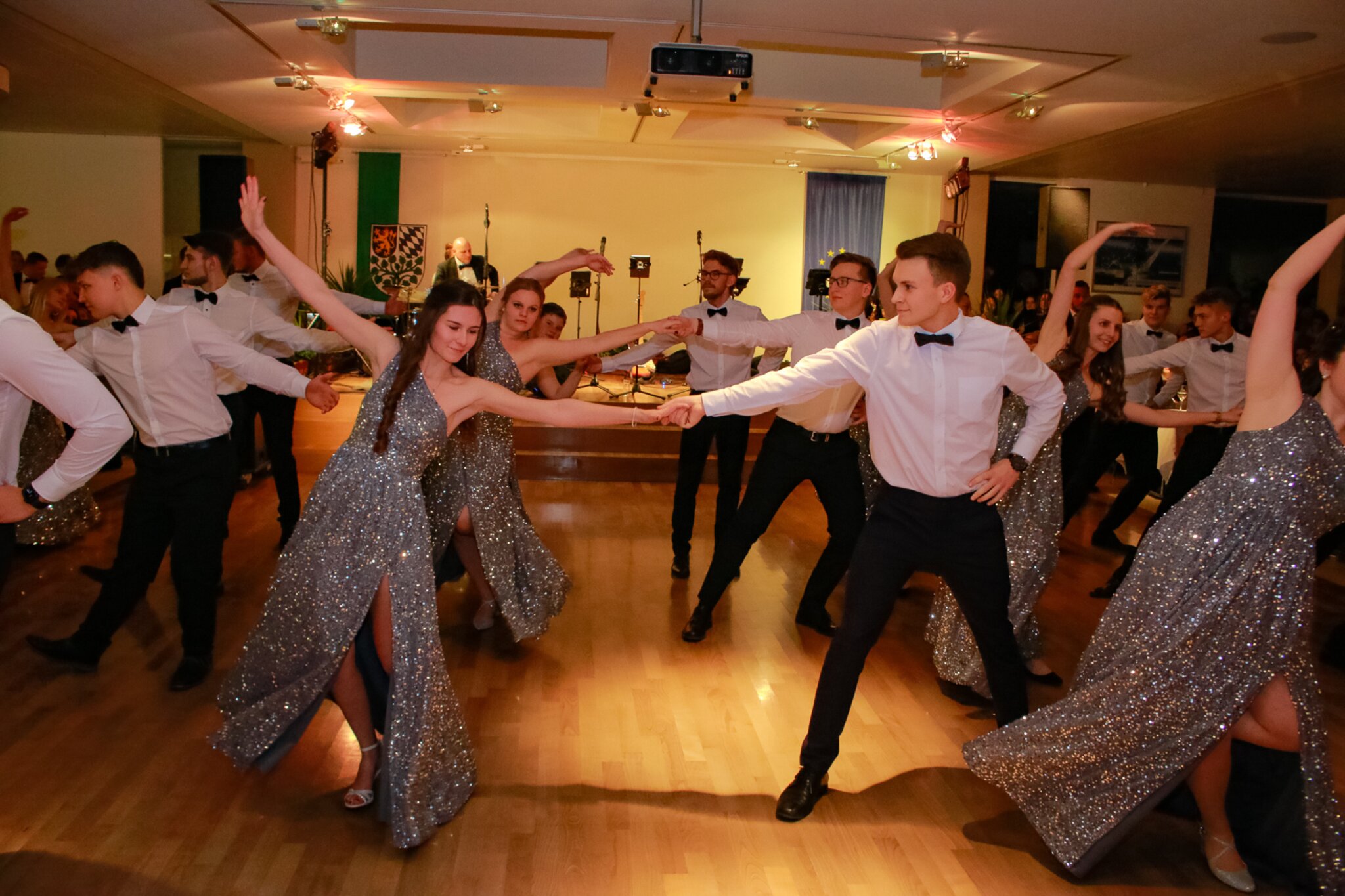 Großer Ansturm: Ball der HTL Braunau am Inn - Braunau