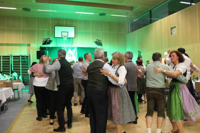 Inzersdorf: Ball der Landjugend war ein voller Erfolg - Herzogenburg/Traismauer