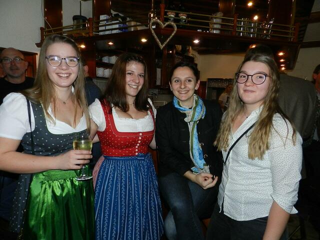 Holzhackerball: Leute - Wienerwald/Neulengbach