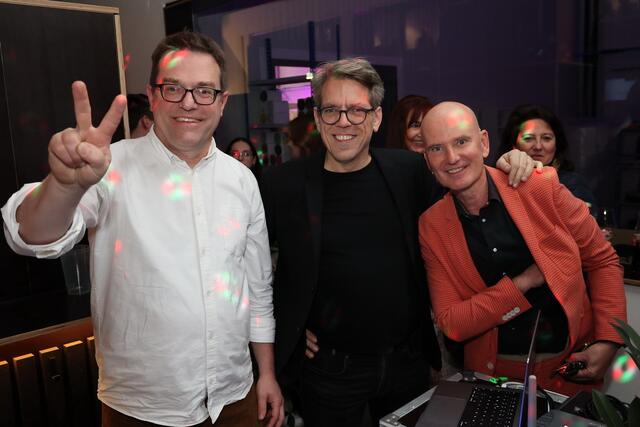 Napalm Records: Polka-Virtuosen Russkaja kommen zu Austrovinyl in ...