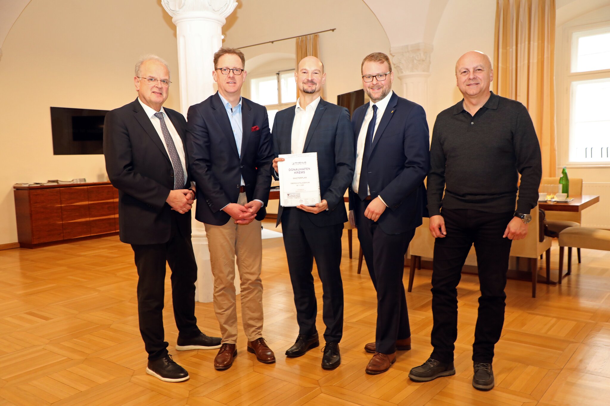 Stadt Krems: Rhenus-Geschäftsführer zu Gast im Rathaus - Krems