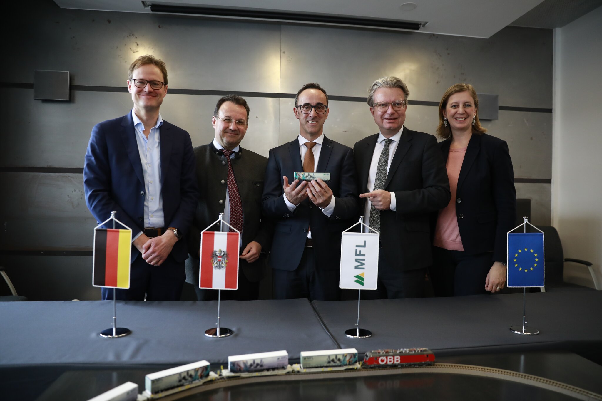 Bis zu einer Viertelmilliarde Euro: „Jahrhundertauftrag“ für die MFL - Liezen