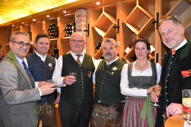 Kohfidisch: Zünftiger Jägerball vom Jagdclub Südburgenland am ...