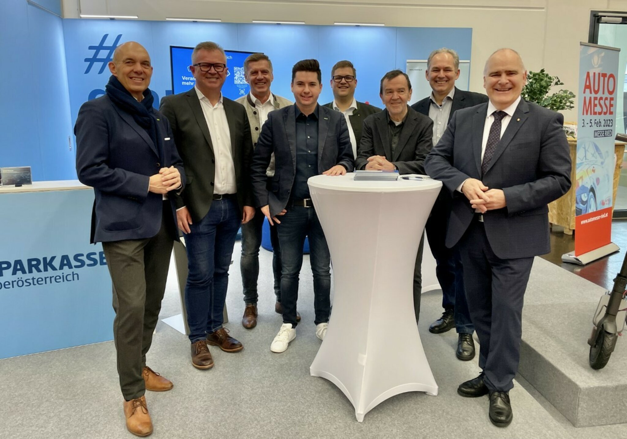 Messe Ried: Pflichttermin für Autofans eröffnet - Ried