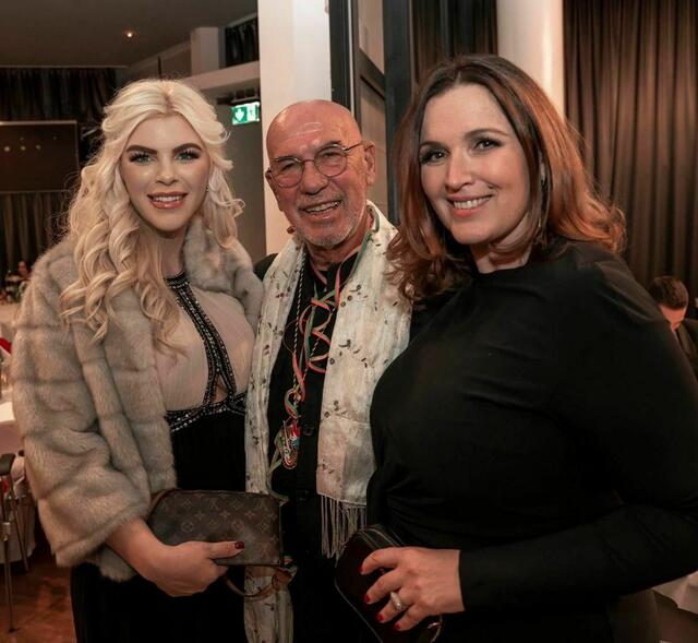 Promi-Lei-Lei-Sitzung: Barbara Karlich bleibt übers Wochenende in ...