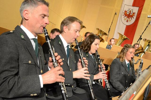 Versammlung: BMK Schwoich ehrt Ehrenkapellmeister und Ehrenobmann ...