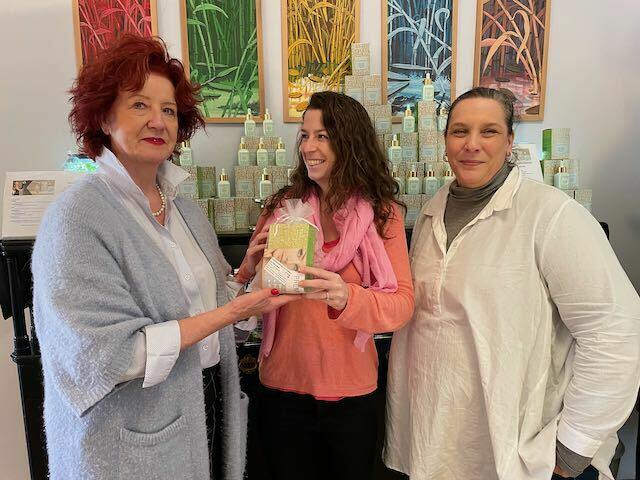 Sammelpassaktion: Alsergrunder Geschäft übergab 350-Euro-Hundebett ...