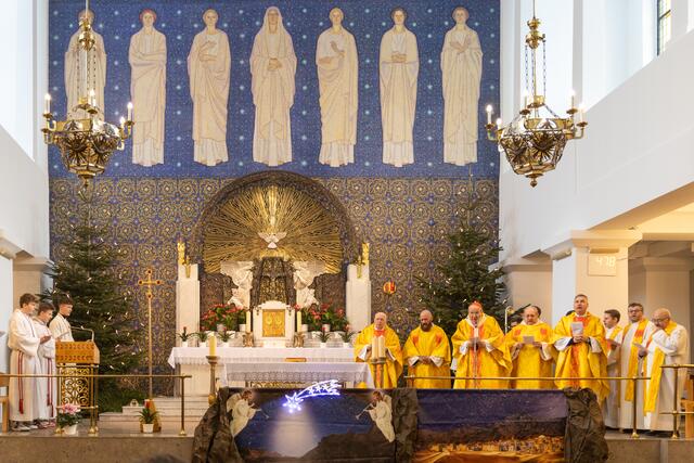 Auf der Schmelz: Die Heilig-Geist-Kirche erstrahlt in neuem Glanz - Ottakring