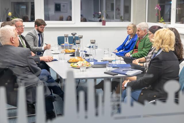 Austausch in Niklasdorf: Landeshauptmann Drexler besuchte die Rohrer ...