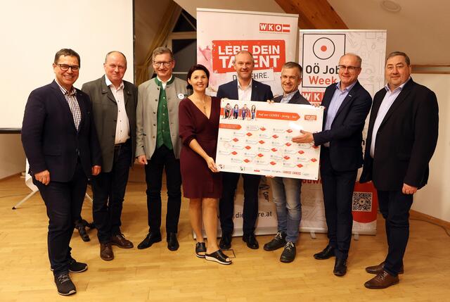 MS St. Agatha: Fünfter Lehrlingsstammtisch: "Auf zur Lehre – fertig los ...