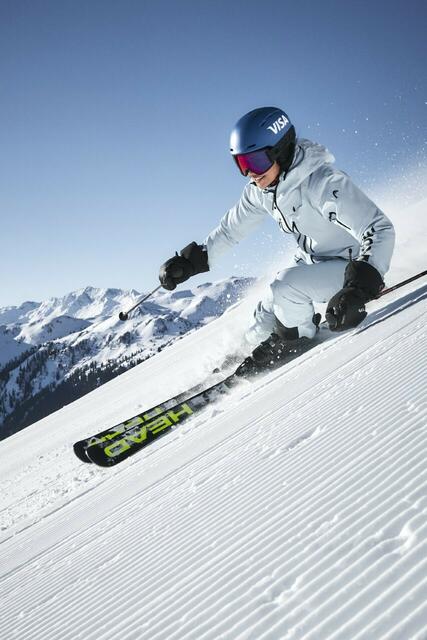 Fotoshooting: Anna Veith beehrte Saalbach-Hinterglemm für ein Shooting ...
