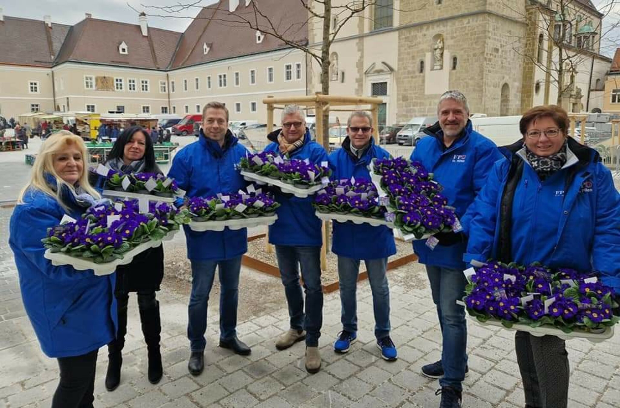 FPÖ: Valentinstagsgrüße für die St. Pöltner - St. Pölten
