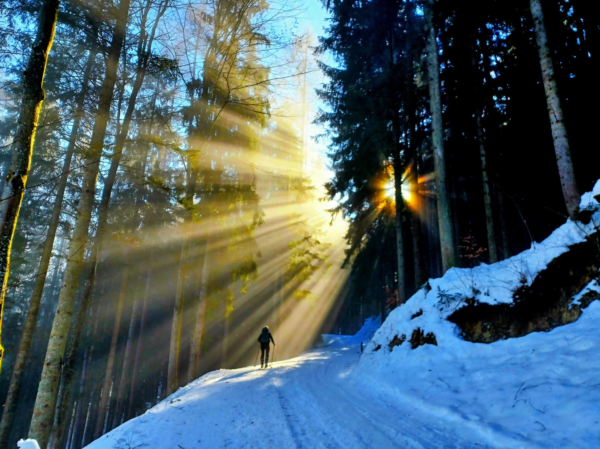 Leserfoto: "Morgenstimmung bei einer Winterwanderung im Mühlviertel" - Perg