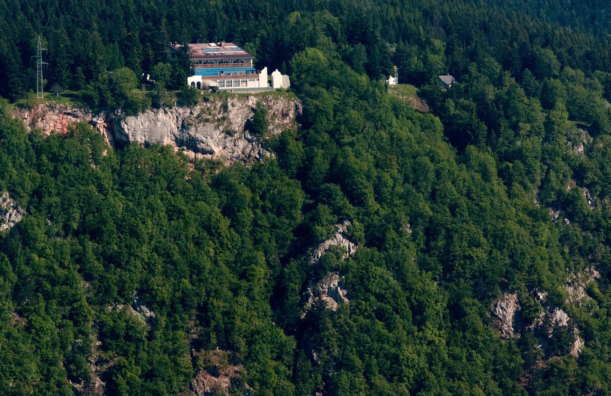 Neunkirchen/Hohe Wand: Hochkogelhaus hat neuen Besitzer - Neunkirchen