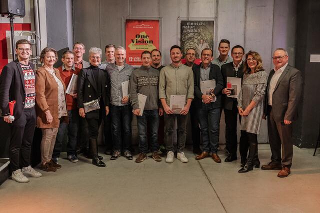 Wirtschaft im Bezirk: Langjährige Fürst Mitarbeiter wurden geehrt - Melk