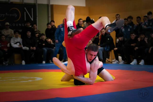 OÖ-Ringermeisterschaft in Wels: Lokaler Ringerverein Lor auf ...