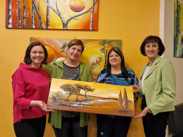 Kunst und Kultur: Künstlerin stellt Bilder im Kulturcafé Renate aus ...