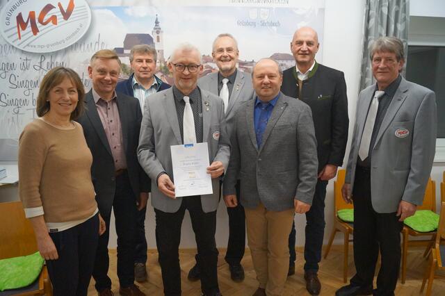 Grünburg-Steinbach: Hohe Auszeichnung für Chorleiter Franz Korn - Kirchdorf