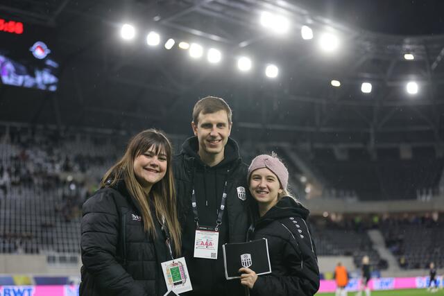 Raiffeisen Arena: LASK eröffnet mit Rekord die neue Raiffeisen Arena ...