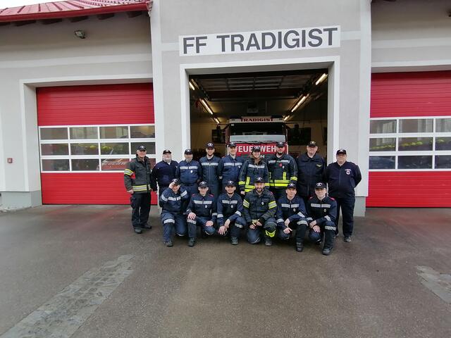 Feuerwehr Tradigist: Ausbildungen im technischen Einsatz erfolgreich ...