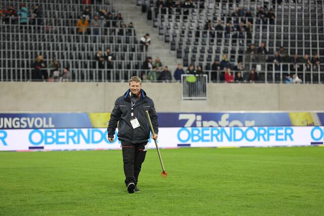 Raiffeisen Arena: LASK eröffnet mit Rekord die neue Raiffeisen Arena ...
