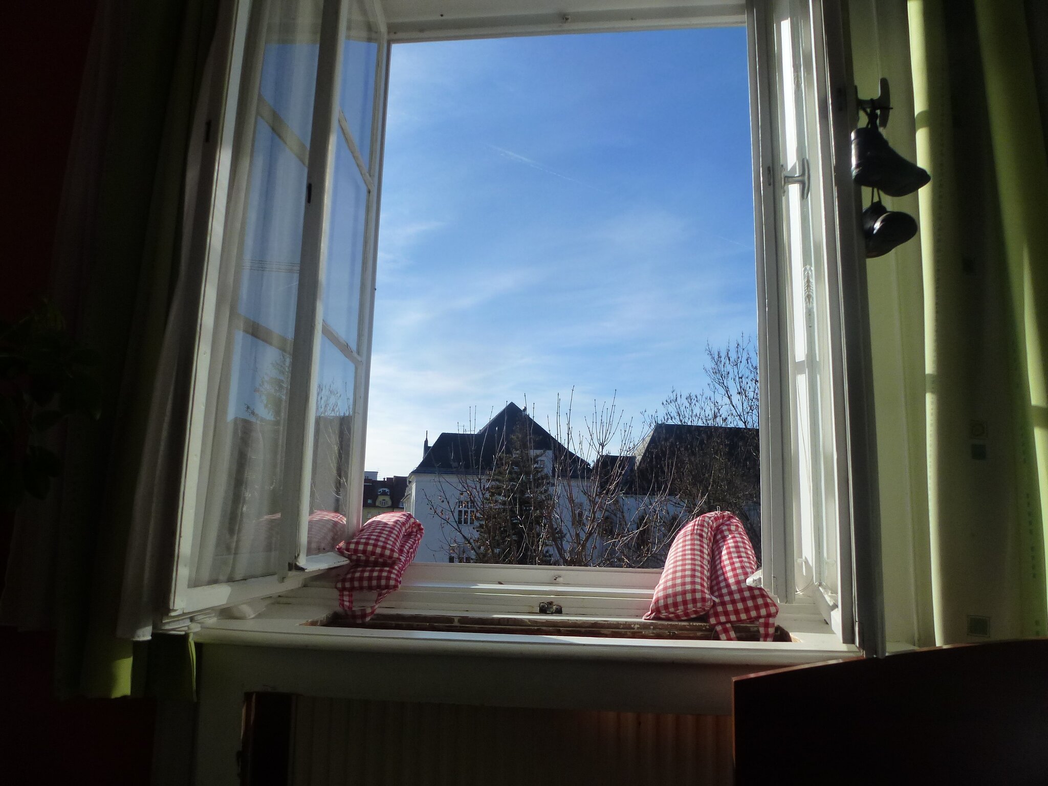 Bitte kostenlose Sonnenenergie nutzen!: Juhuuu über 18 Grad ohne ...