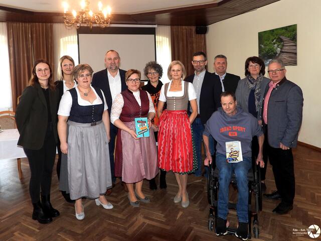 Was gehört im Bezirk in den Gelben Sack - Gmünd