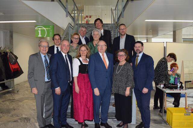 St. Pölten, Tanz: Ausgelassene Stimmung bei kleinem Stadtball - St. Pölten