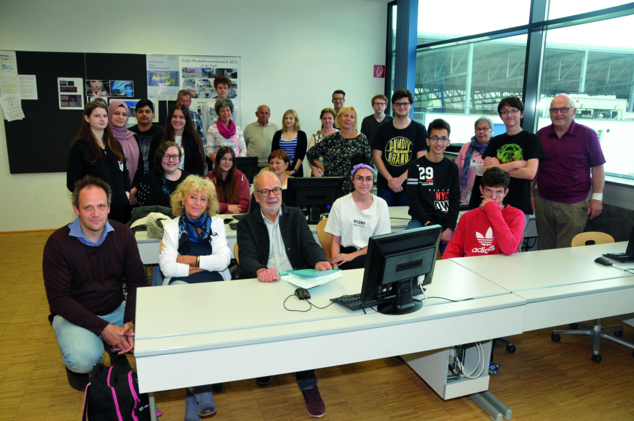 Ternitz: Willkommen in der digitalen Welt - Neunkirchen