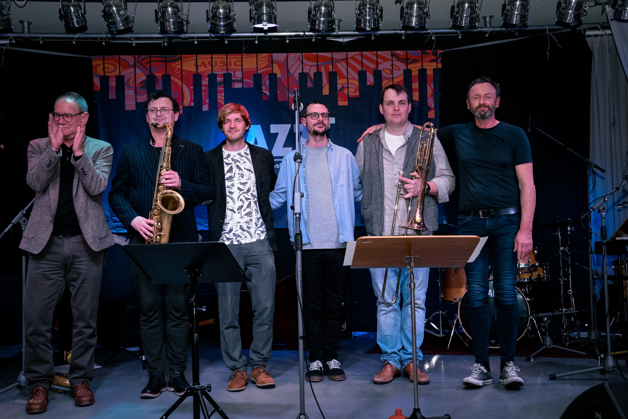 Lions Jazz: Lehrer und Schüler vereint beim ausverkauften Tiny-Jazz ...