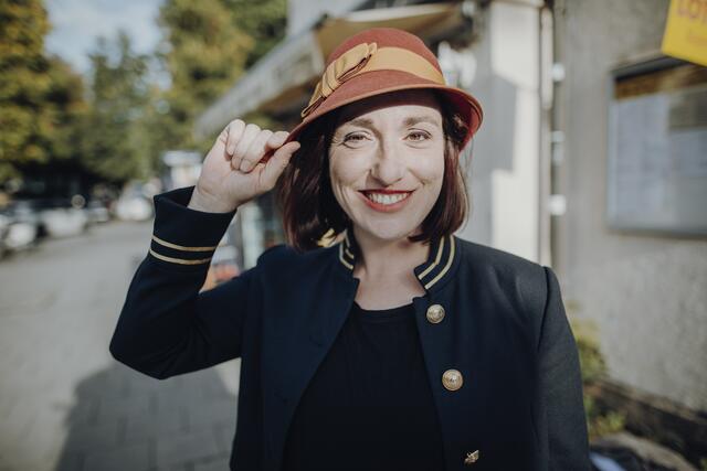 Fünfter Mettmacher Dreier: Gemischter Kabarettabend erstmals in rein ...