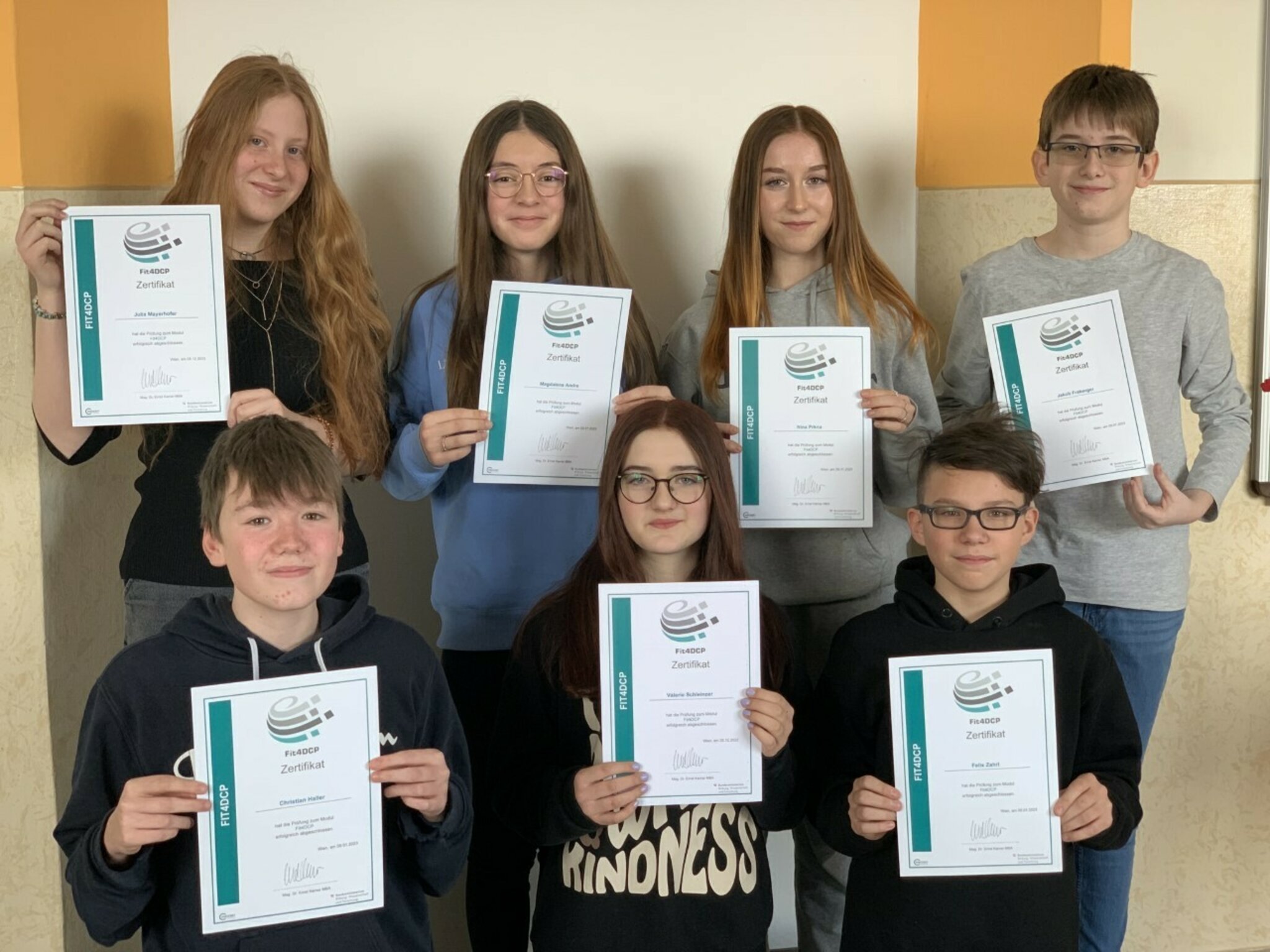 SchülerInnen der NMS Drosendorf erhielten Fit4DCP-Zertifikat - Horn
