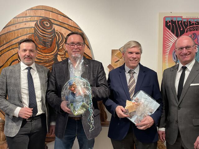 Schnitzschule Elbigenalp: Schule bedankte sich bei Ginther und ...