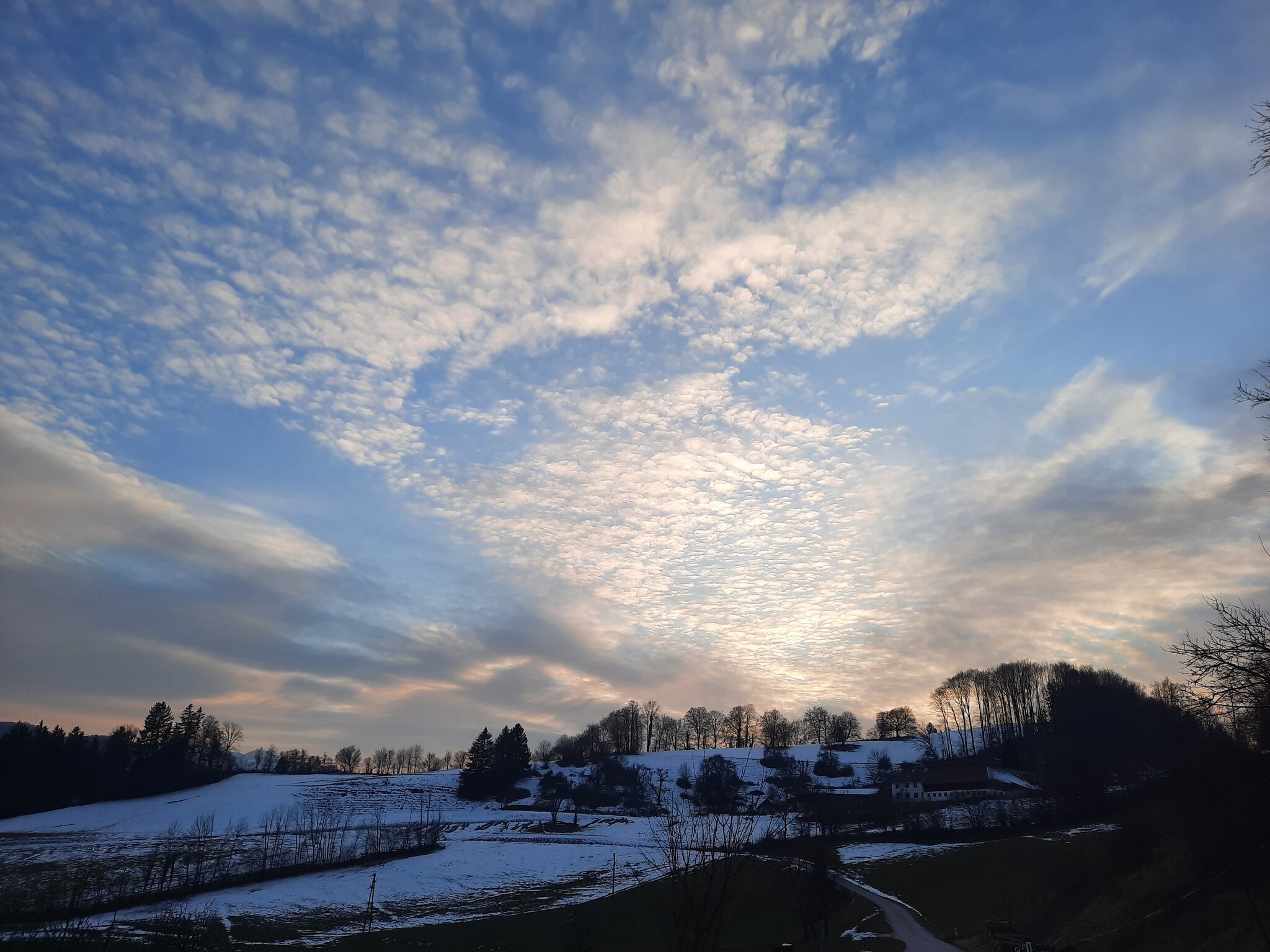 Wetter NÖ: Der Föhn weht uns warme Temperaturen und Sonne entgegen ...