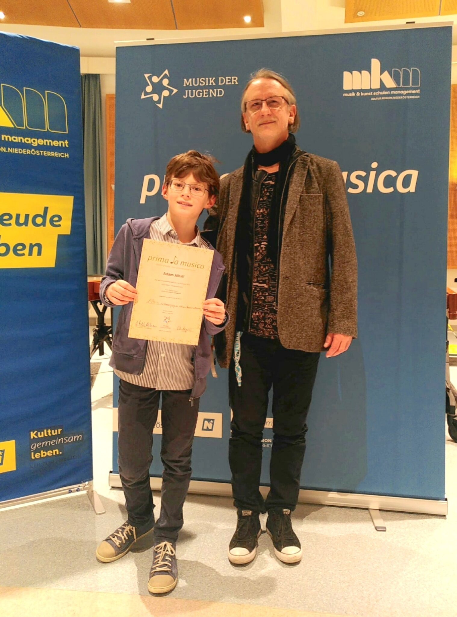 prima la musica: Adam trommelt sich ins Bundesfinale - Korneuburg
