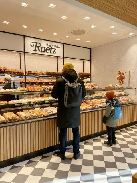 Neuer Treffpunkt: Neues Ruetz Bäckerei-Café in Götzens eröffnet ...