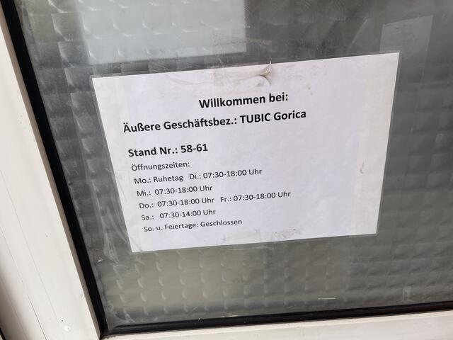 Karmelitermarkt: Geflügel Tubic als Traditionsmarktstand ausgezeichnet ...