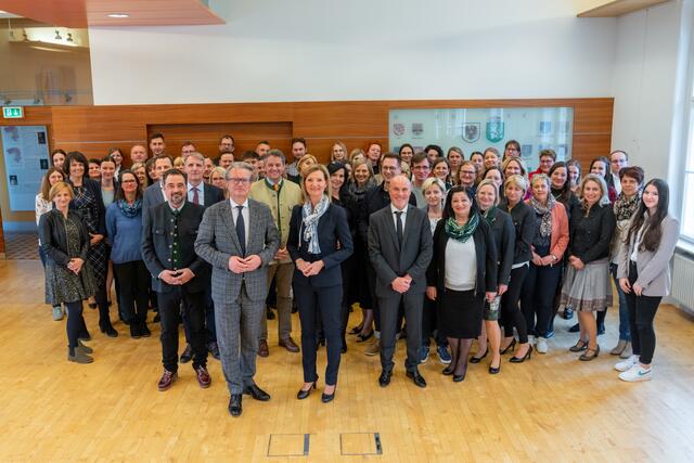 Bezirkshauptmannschaft: Landeshauptmann zu Gast bei Doris Bund ...